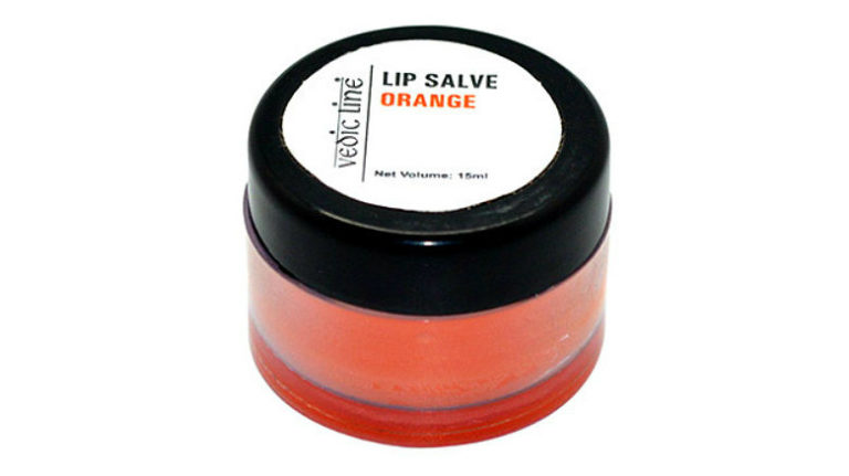 22 Best Lip Balms In India For Dry And Chapped Lips (With Prices)